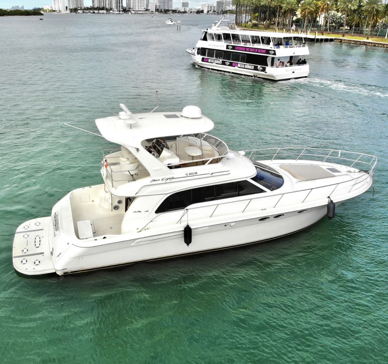 Live the excitement! | Luxury Yacht Rental Miami | Lux